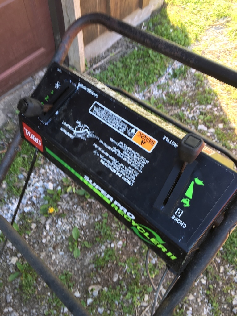 🔧 Toro lawnmower throttle houseing・Free STL File for ・Cults